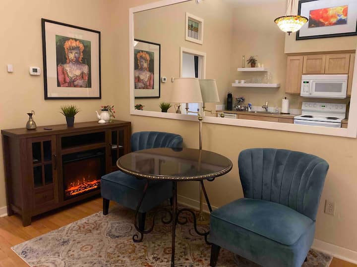 204 Apartment - West Yakima Ave - Downtown Living! - Yakima, WA