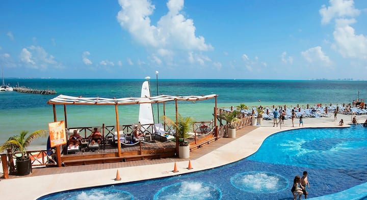 Studio At All Ritmo Resort & Water Park - Cancún