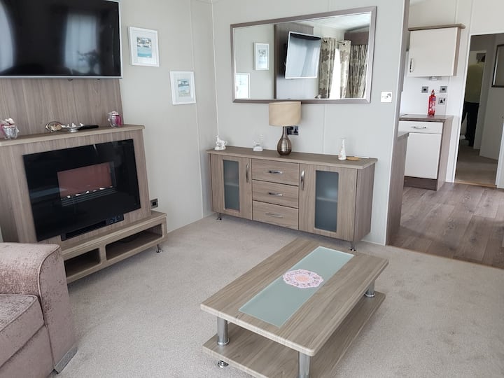 Lg81 Brand New Executive Mobile (Delta Cambridge) - Margate