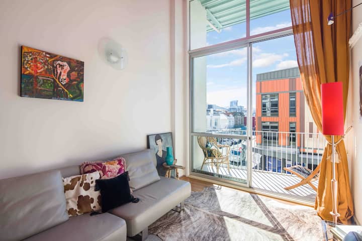 Seriously Cool City Pad! - Wellington, New Zealand