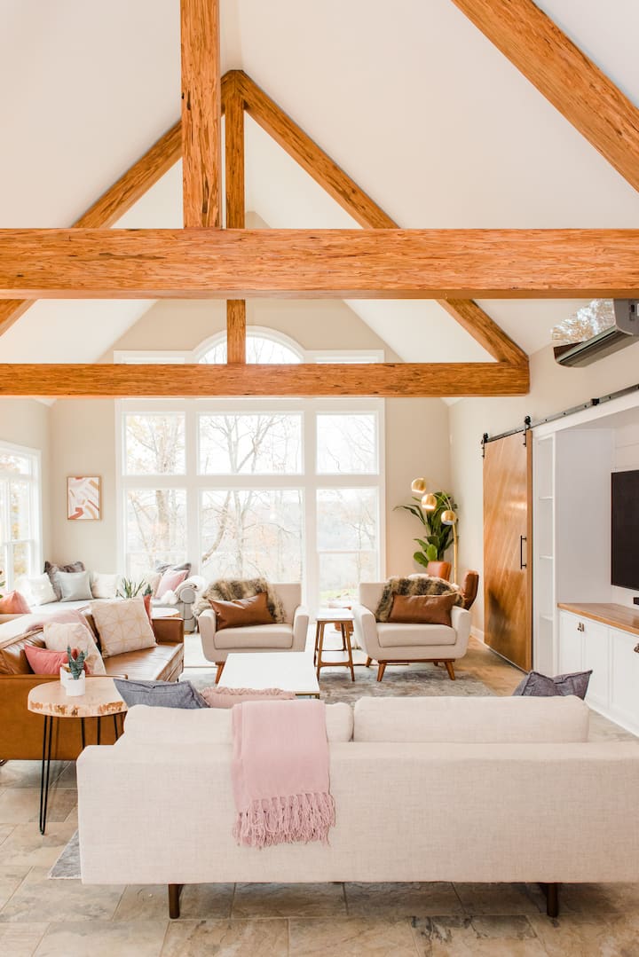 The River House:70 Acre Potomac Waterfront Retreat - Harpers Ferry, WV