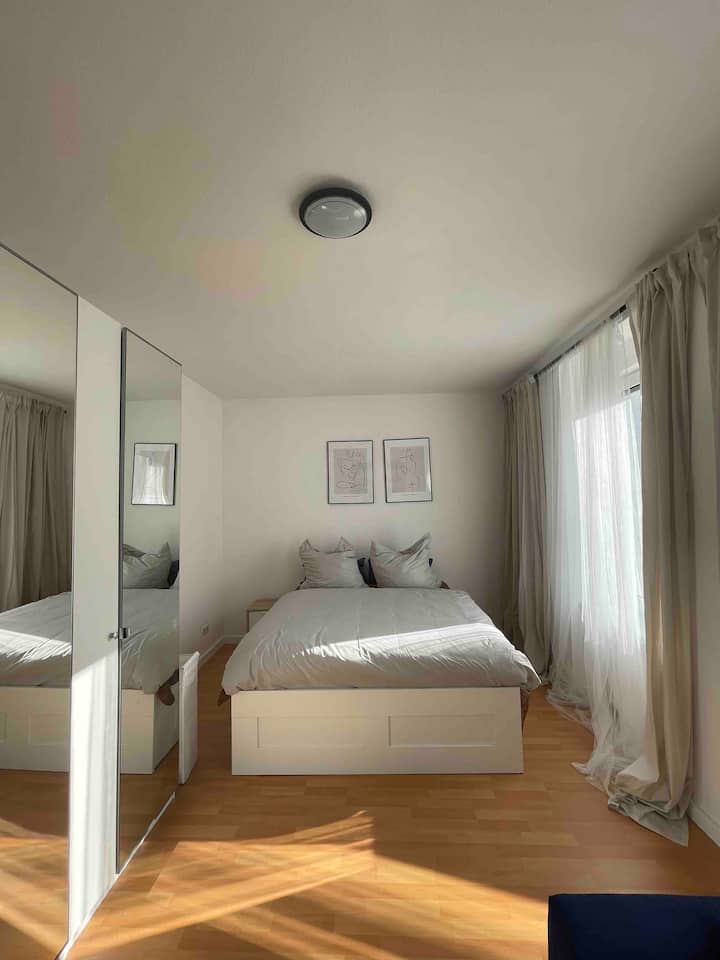 Charming Renovated Apt In The Heart Of Frankfurt - Frankfurt am Main