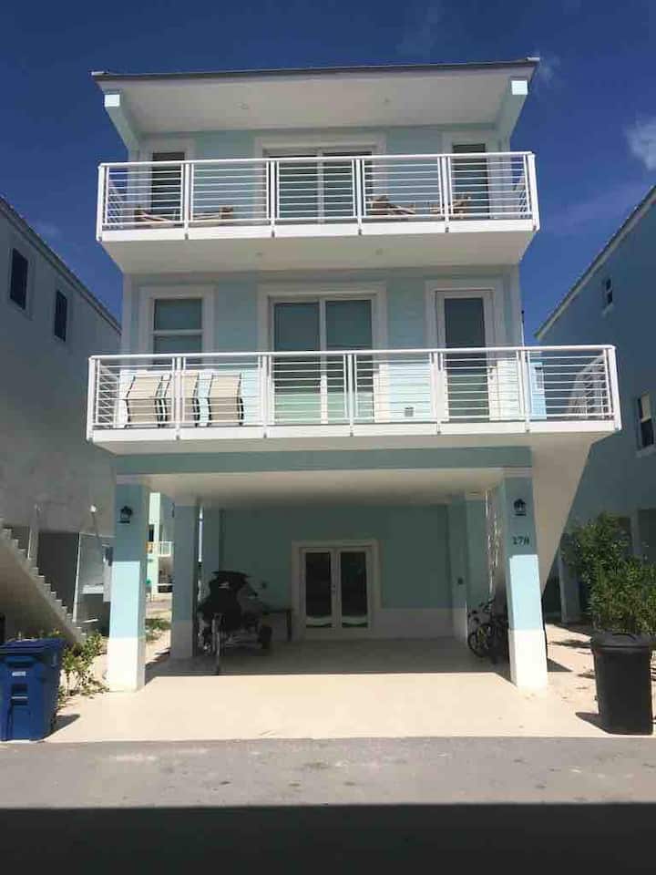 Ocean View House Freekayaks And Paddle Board - Key Largo, FL