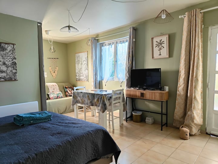 Petite Maison Indépendante, à 80 M De La Mer - Ouistreham