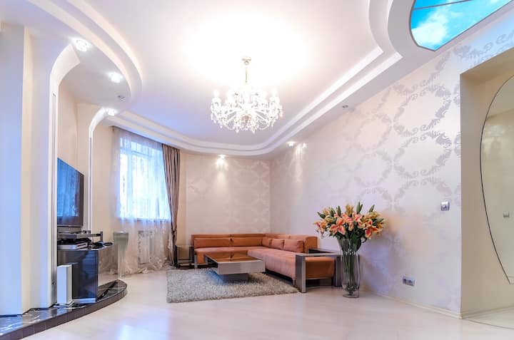 Luxury Apartment In Old Center Of Kyiv(podil) - Kyiv