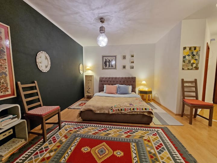Lovely & Comfy Fully Equipped Studio Flat - Bucharest