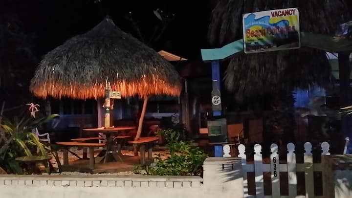 Tiki Cottage Sleeps 6, Pets Ok,  Steps To Beach - Clearwater, FL