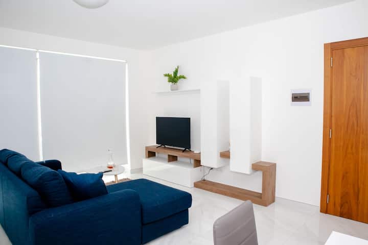 Brand New One Bedroom Penthouse - Malta