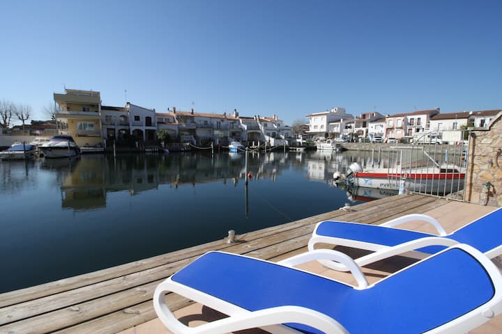 Appartement Luxe Avec Piscine Et Vue Magnifique - Ampuriabrava