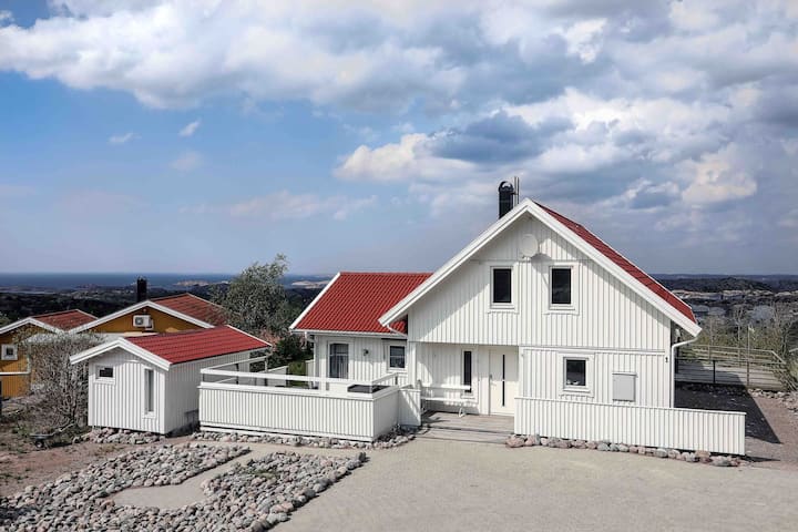 Modernt Hus Med Magisk Havsutsikt  I Hunnebostrand - Hunnebostrand