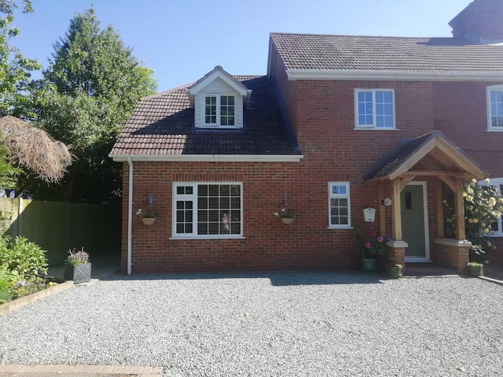 Cosy Woodland Annexe - Canterbury