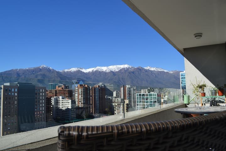 Excelente Vista Y Ubicación 2d2b   "Parque Arauco" - Las Condes