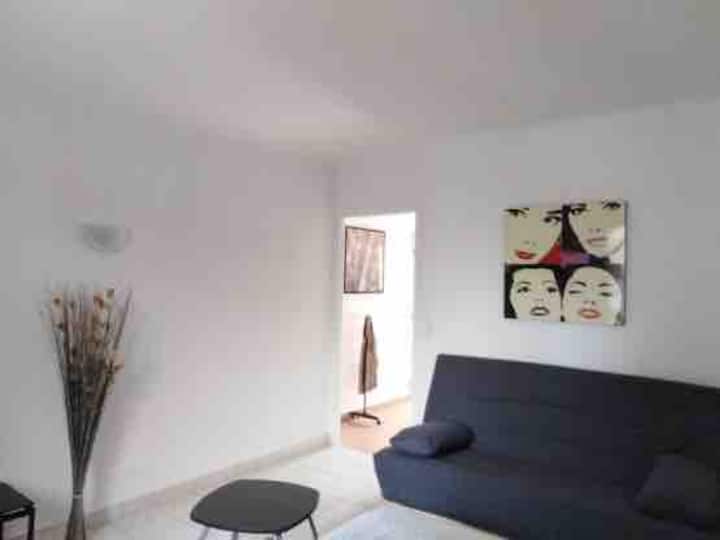Grand Studio De 35 M2  Proche Centre Ville - Cannes