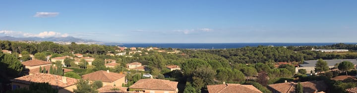 Superbe F3, Loggia Avec Vue Exceptionnelle Sur Mer - Biot