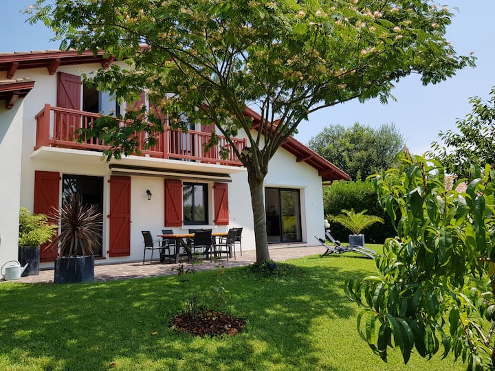 Belle Maison A 500m De La Plage D'hendaye - Hendaya