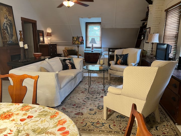 Library Loft - New Haven, CT