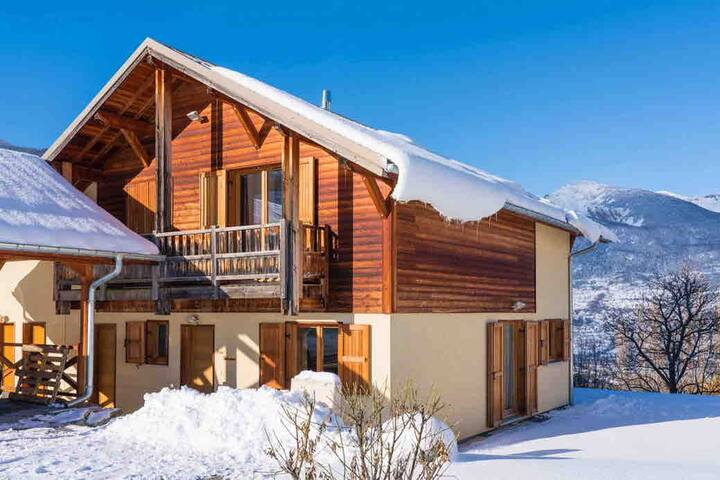Chalet Les Sizerins 4* - 135 M2 - Risoul / Vars - Guillestre