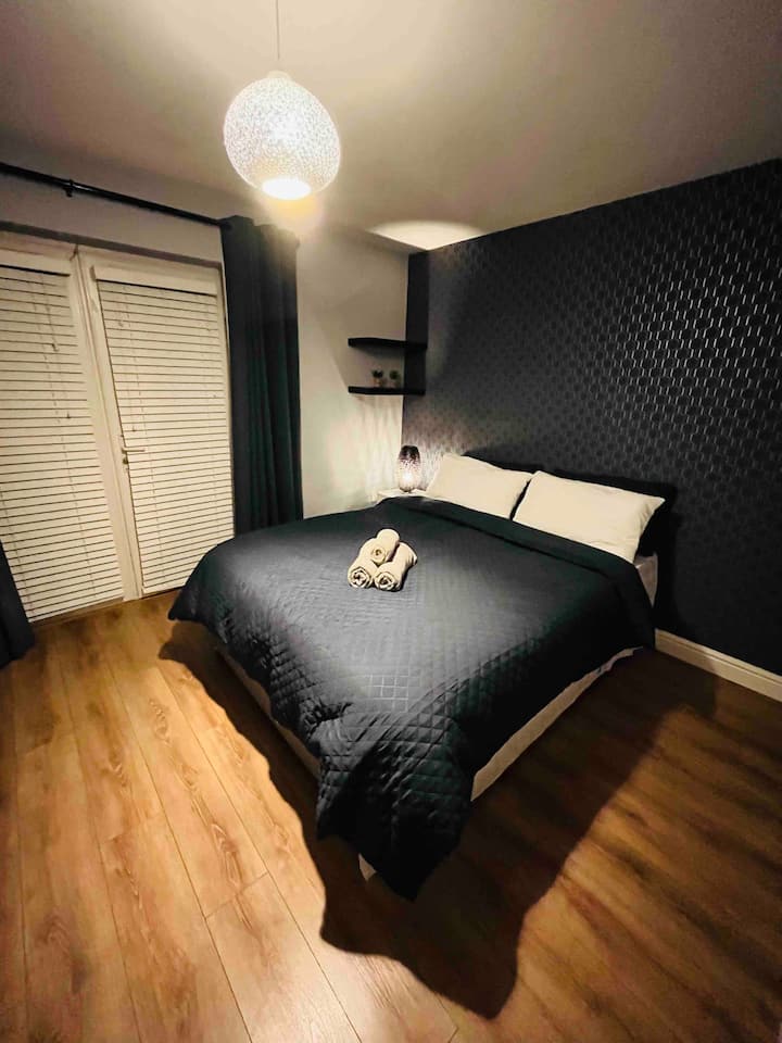Lovely Ensuite - 35min City Centre & 10min Airport - Dublin
