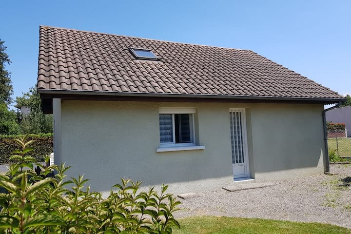Charmante Petite Maison Avec Jardin Et Terrasse - Tarbes