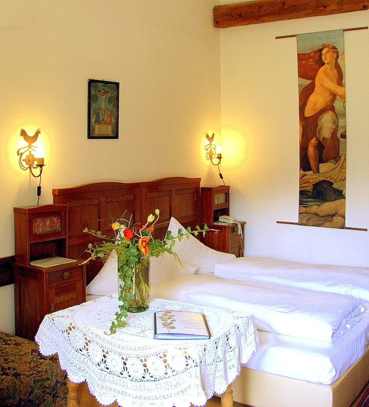 Charming Hotel Near Innsbruck - Innsbruck