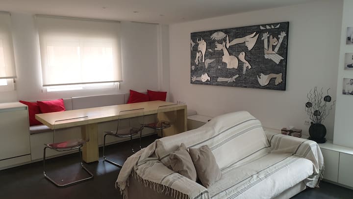 Completo Apartamento A Escasos Metros De La Playa. - Benicasim