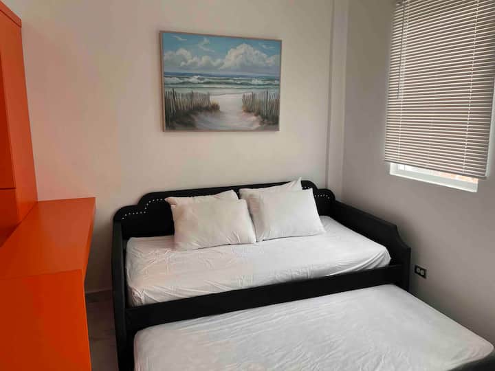 Tauro Place #8.  One Mile To San Juan Airport. - Puerto Rico