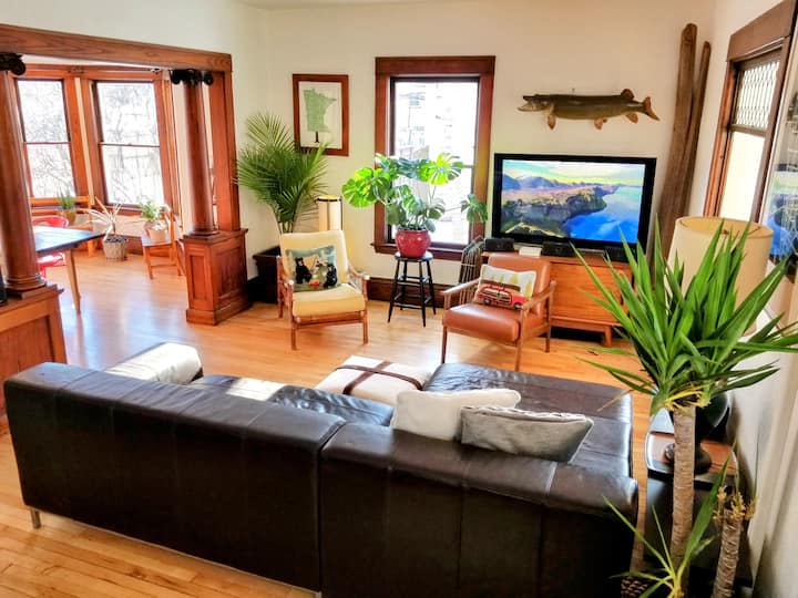 Classic Farmhouse Vibes - Minneapolis, MN