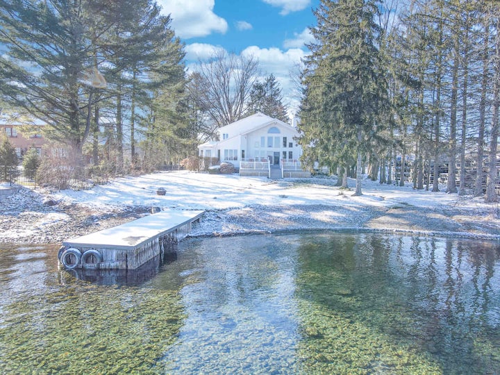 Home On Skaneateles Lake With Dock & Near Marina - Skaneateles, NY
