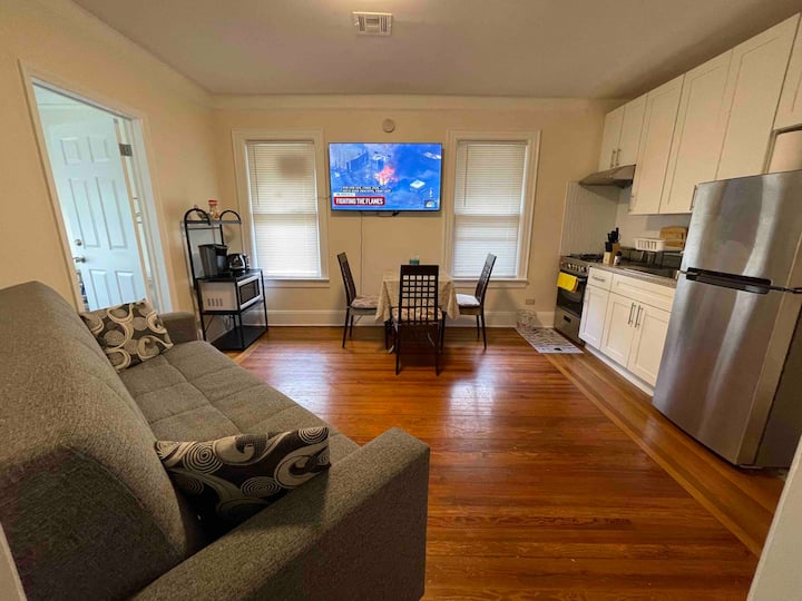 Entire Beautiful 2br Apartment [L] - Great Neck, NY