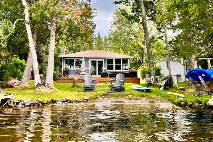 Modern Four-season Waterfront Cottage Retreat - Fenelon Falls