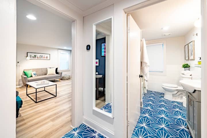 The Suite Peach *Central* Walk To Dining, Beltline - Atlanta, GA