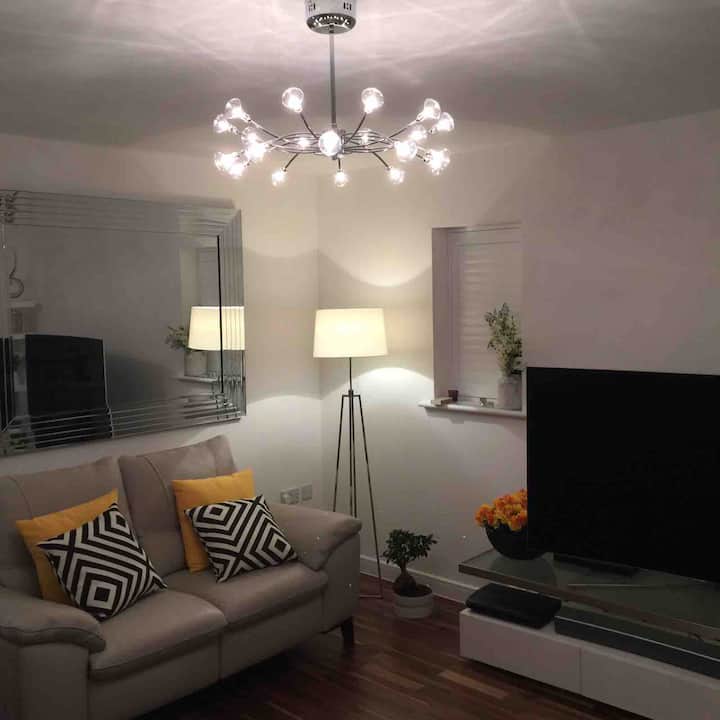 A Beautiful Double Bedroom Near Maidstone Hospital - Maidstone