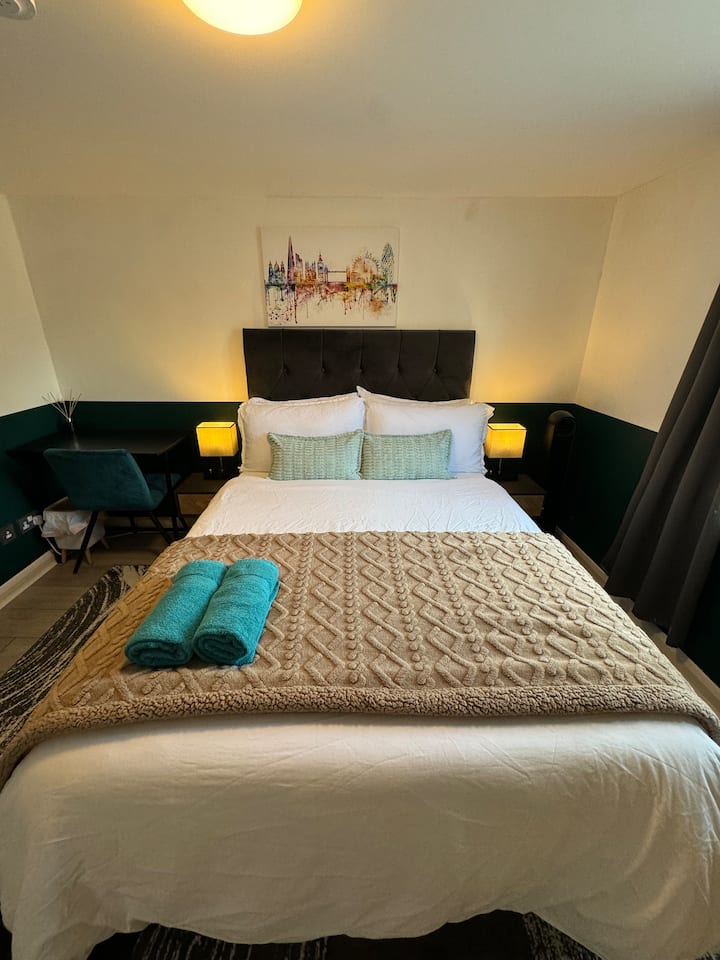 Lovely Bedroom In London Near Tube Station - Stratford