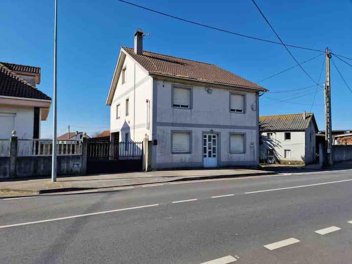 Casa Del Abuelo
Coruña, Laracha, Leston - Cerceda