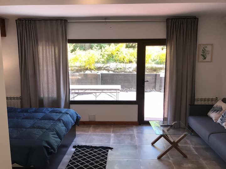 Cozzy Studio With Private Garage And Garden - Villa La Angostura