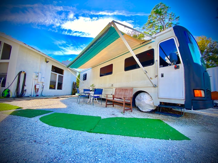 🌴Cozy Rv Camper ❤️ Of Sarasota ☀️ Near Dt & Beaches🏖 - Sarasota, FL
