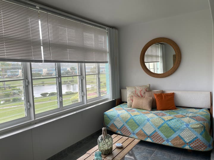 Swing High Beach Escape - Saint Thomas