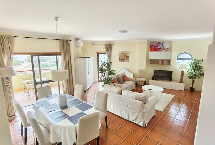 Lagos Beach Apartment For 8 - 法魯