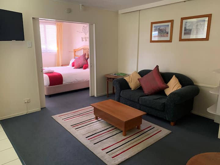 1 Bedroom With Private Bathroom - Maryborough
