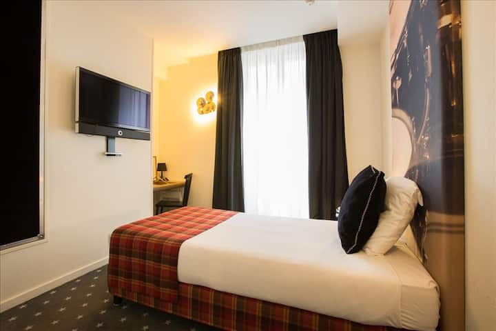 Un Paris Musical Entre Amis Ou En Famille - Paris