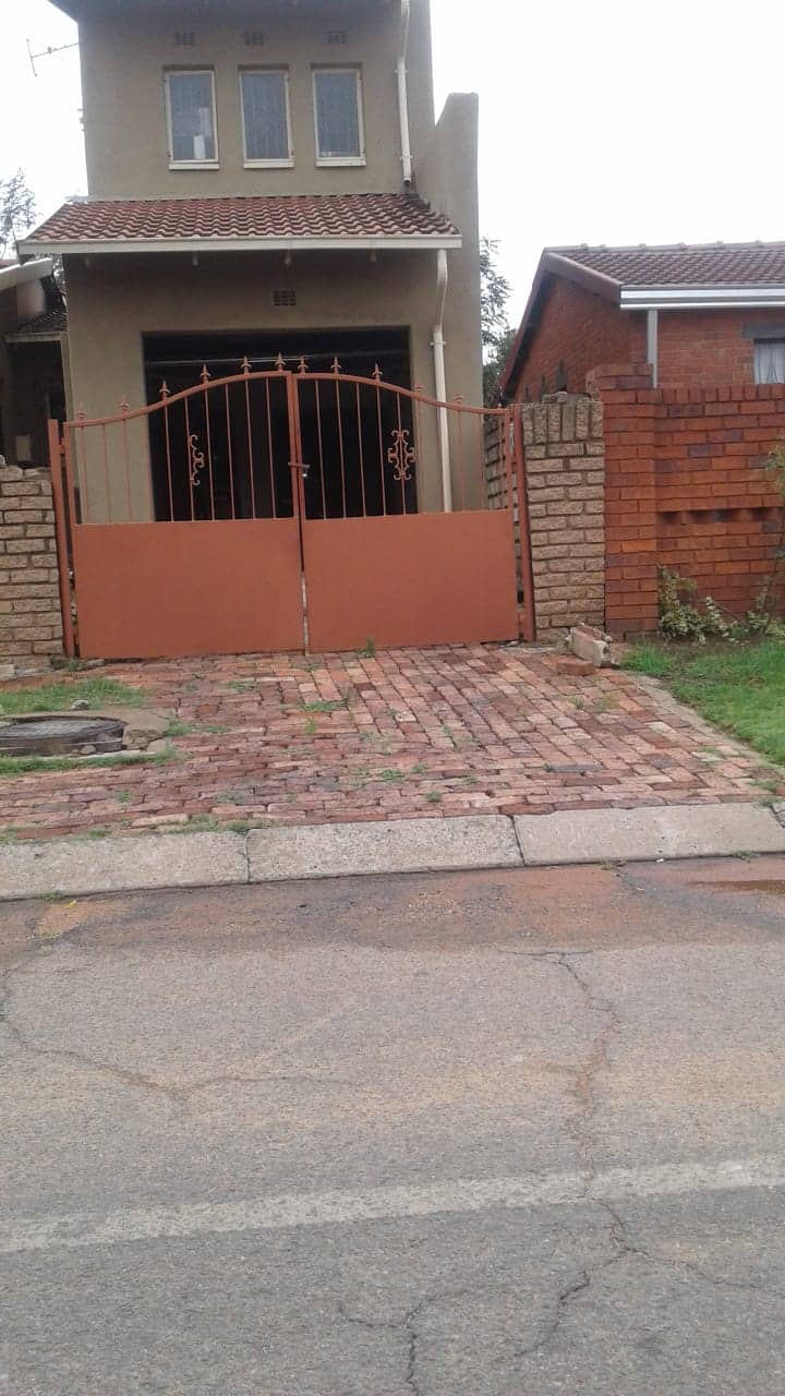 The Heart Sowetos Historical Monuments - Soweto