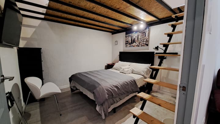 ÚNico Apartamento. 2 Habitaciones & 1 Oficina. - Badalona