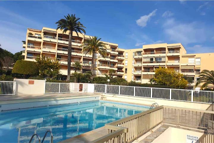 Logement Entier : Appartement ( 0 Frais De Ménage) - Golfe-Juan