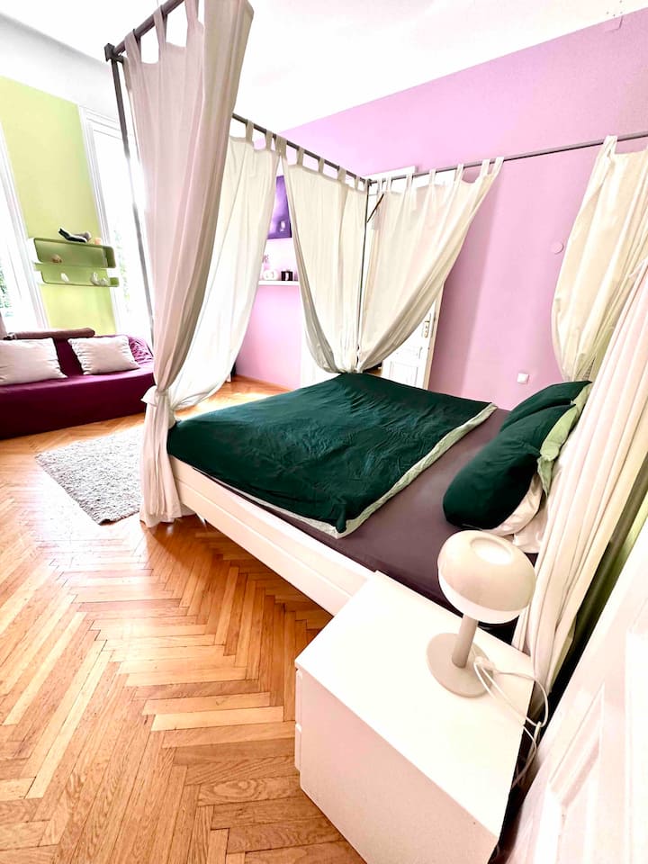 Xxl Expats Palace: Platz Für Alle Im Zentrum Wien - Vienne