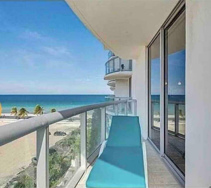 City & Ocean Views | 2br 3ba | Sunny Isles Beach - Sunny Isles Beach, FL