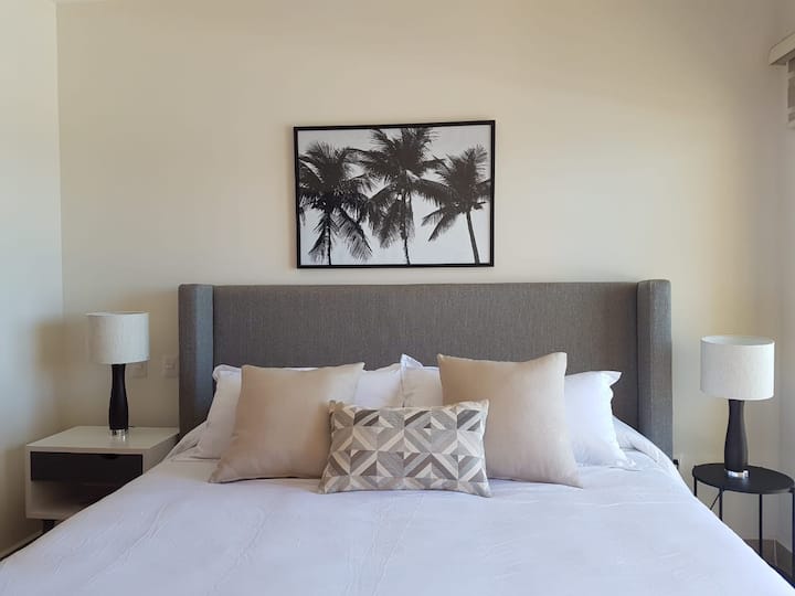 Luxury Ocean-front 1 Bedroom Condo At Gavias Grand - Mazatlan