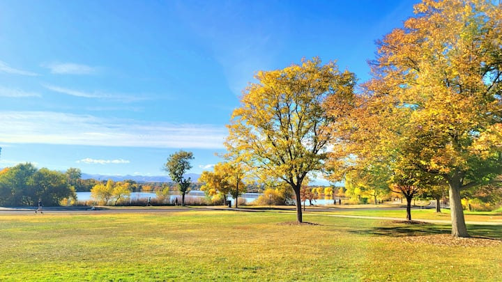 $0fees - 3bdrm-3bath W/garage; Near Park W/lake Z: - Denver, CO