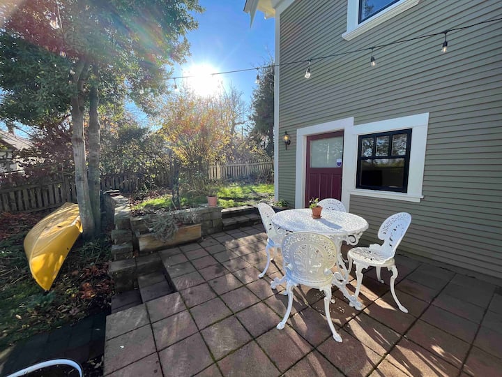 Adorable 1 Bedroom, Near Downtown With Sauna - Victòria