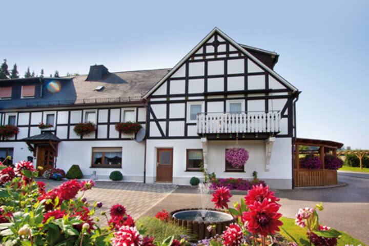 Haus Auf Dem "Berg" - Schmallenberg