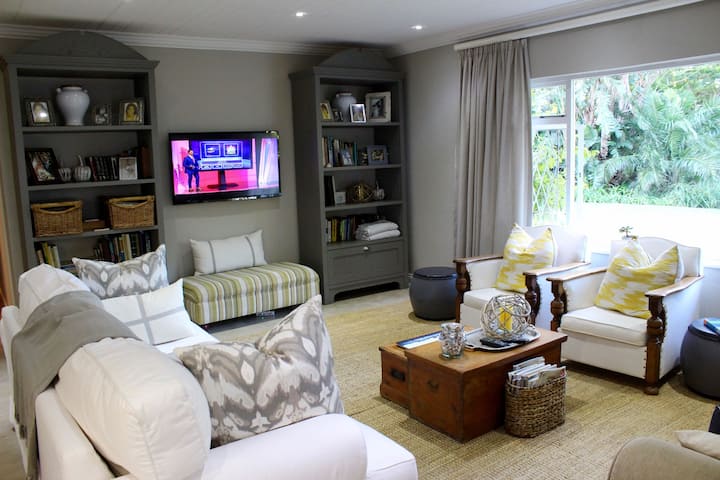 Spacious Southbroom Getaway - Southbroom